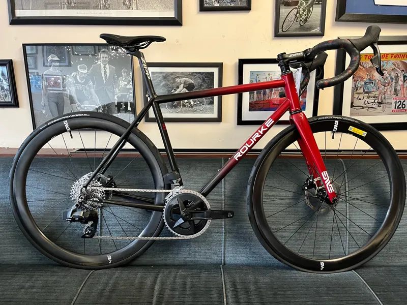 Rourke 853 Pro Team Steel Roadster 56cm in Red/Grey